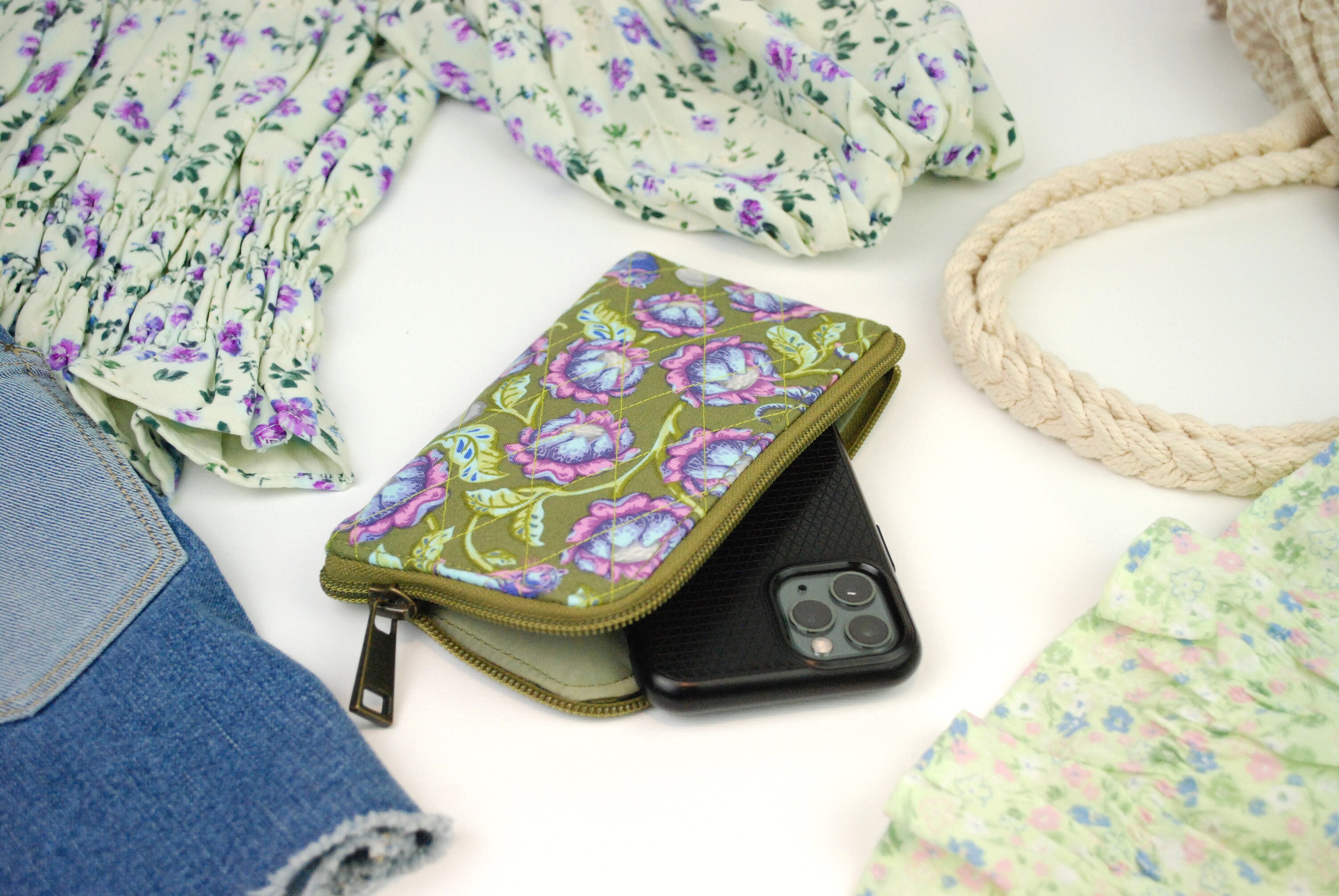 Fabric Phone Case, Zipper Phone Pouch, Horizontal Phone Case, iPhone 15 ...