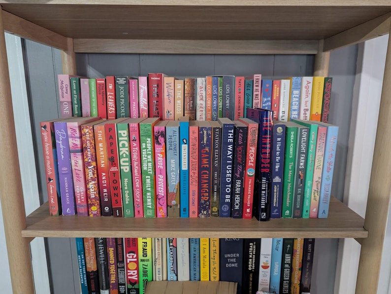 Custom Bookshelf Riser | Space Saving Display Shelf - Etsy