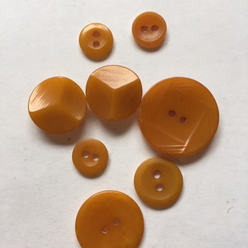 Bakelite Buttons - Etsy