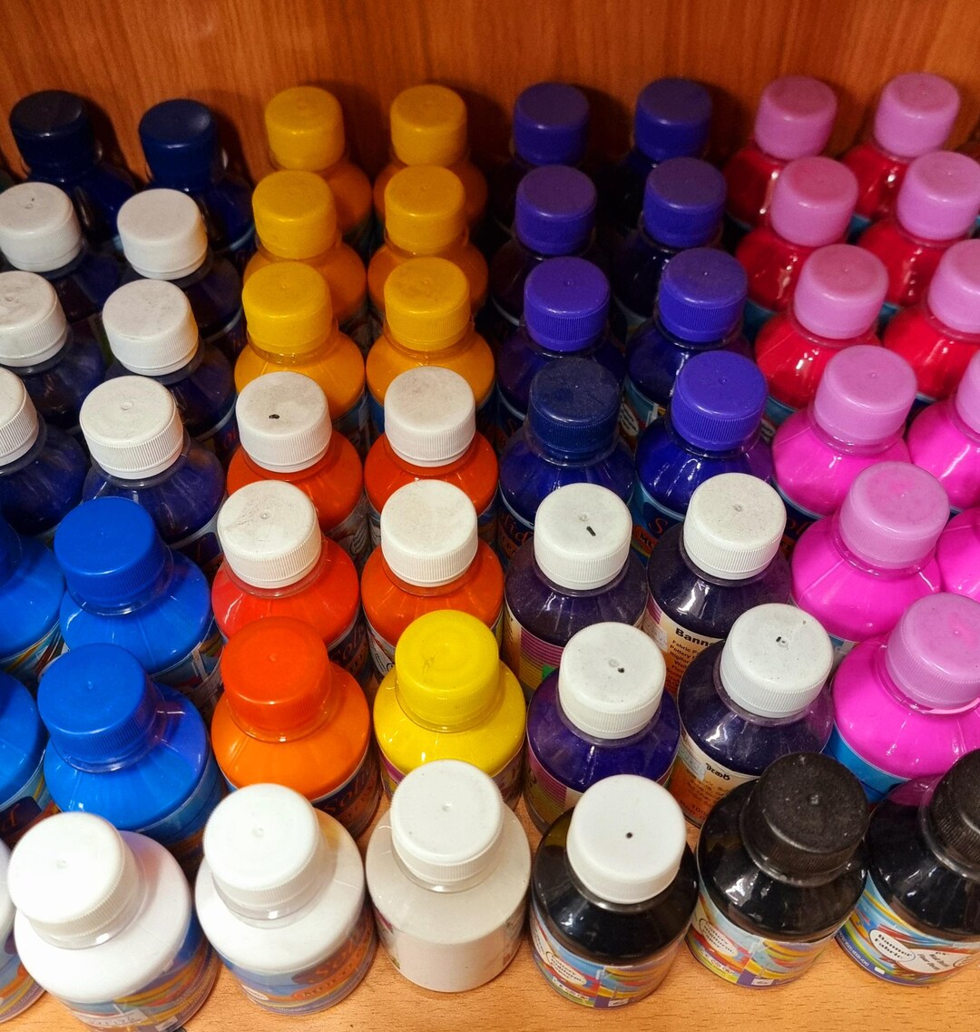 Black 100ml Paint for Banner ,fabric , Regiform, Pottery ,paper ,wall ...