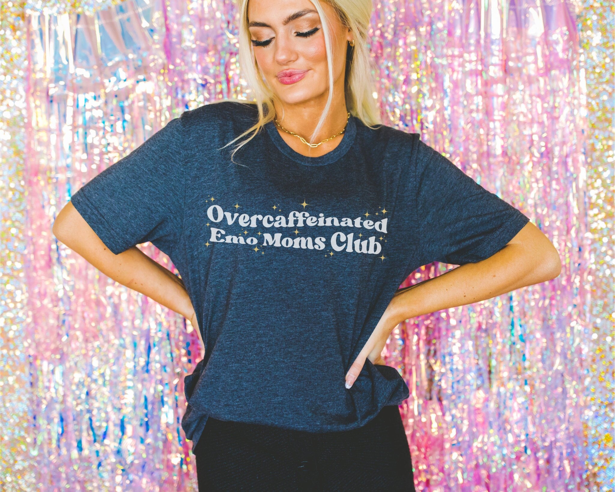 Camiseta Emo Moms Club con exceso de cafeína, camisa Emo Mom Club ...