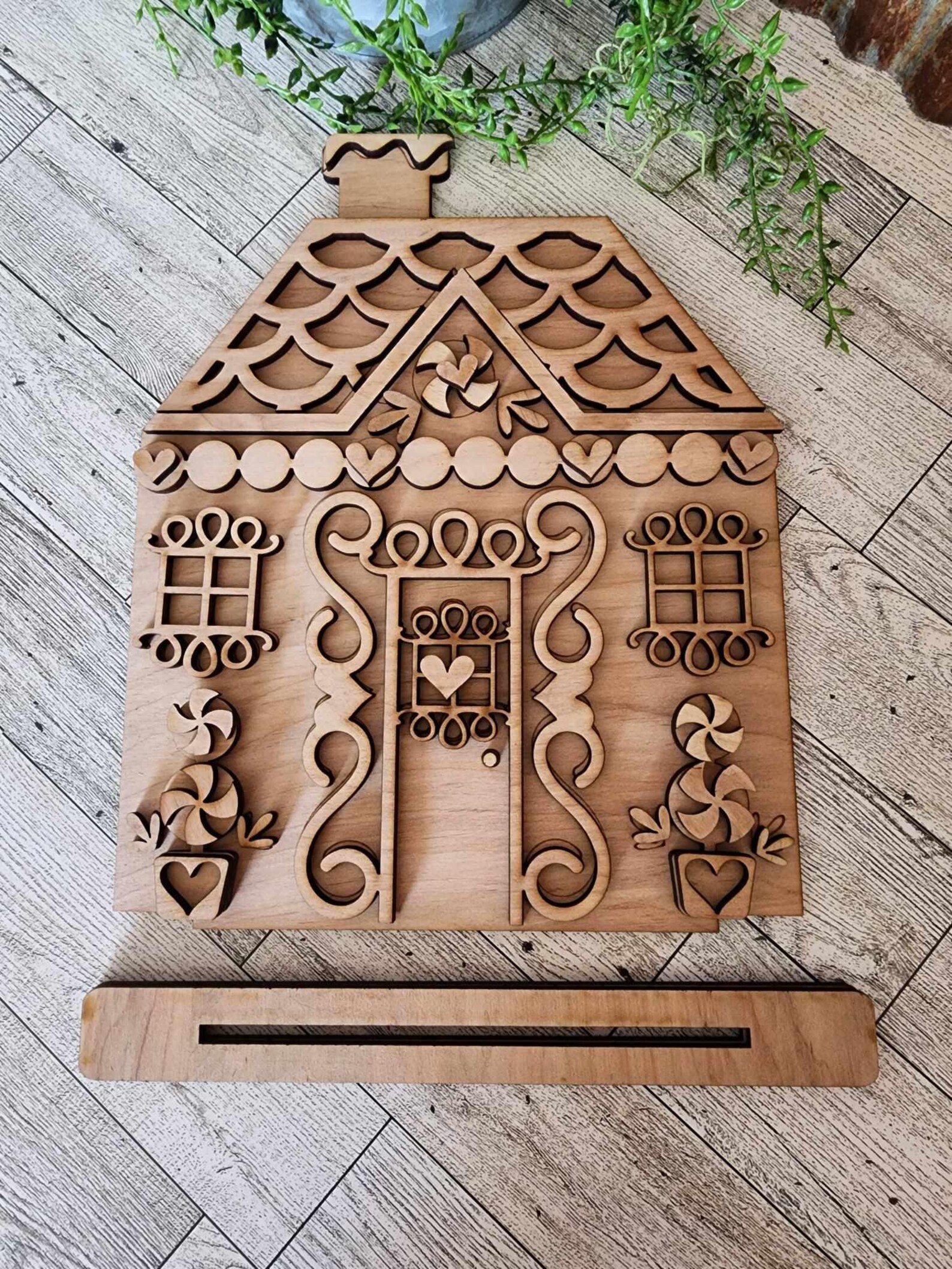 DIY Gingerbread House Shelf Sitter Kit, Make Your Own Gingerbread ...