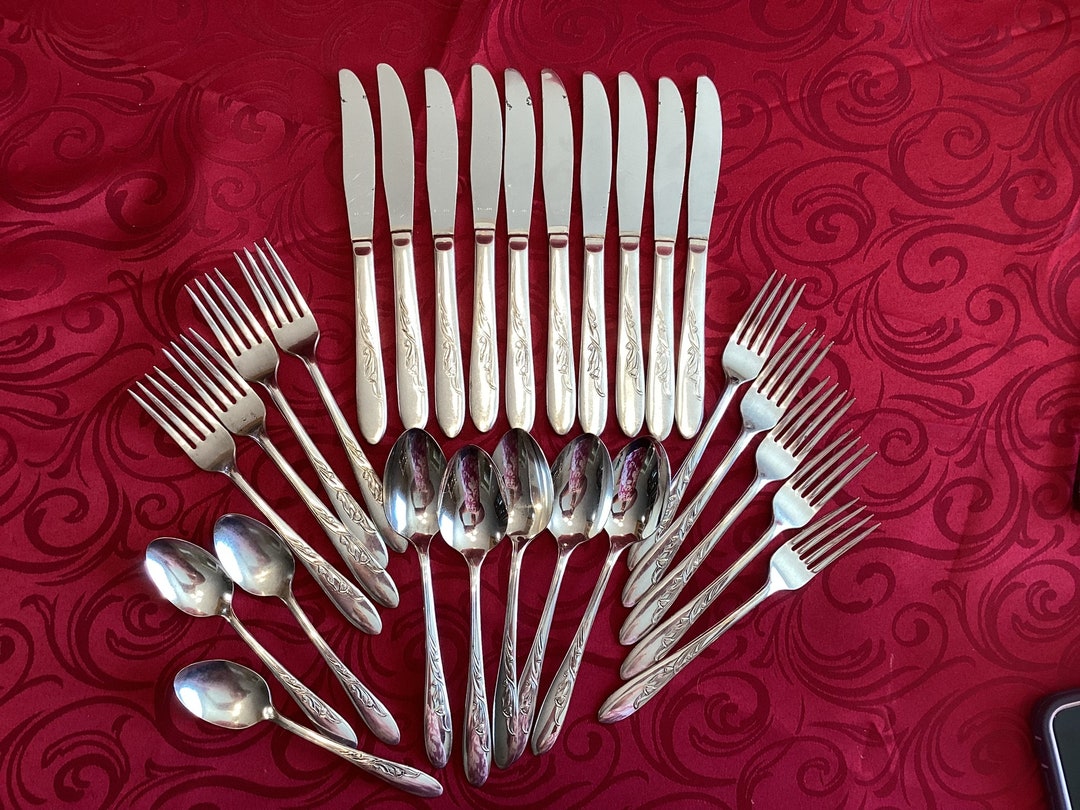 Vintage Carlton Silver Plate 1957 Cherie Pattern 27 Pieces - Etsy
