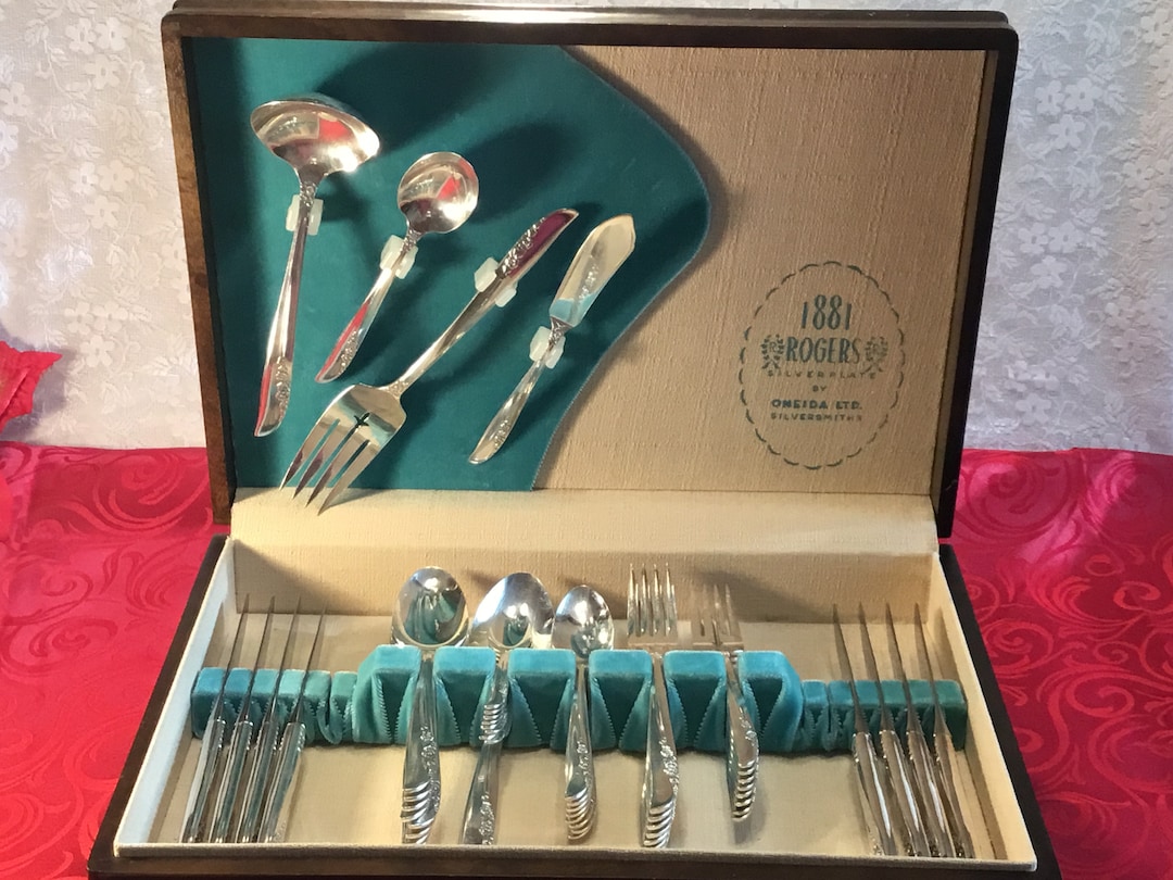 Lilac Time Pat 1881 Rogers Brothers Oneida Ltd Silver Plated Flatware ...