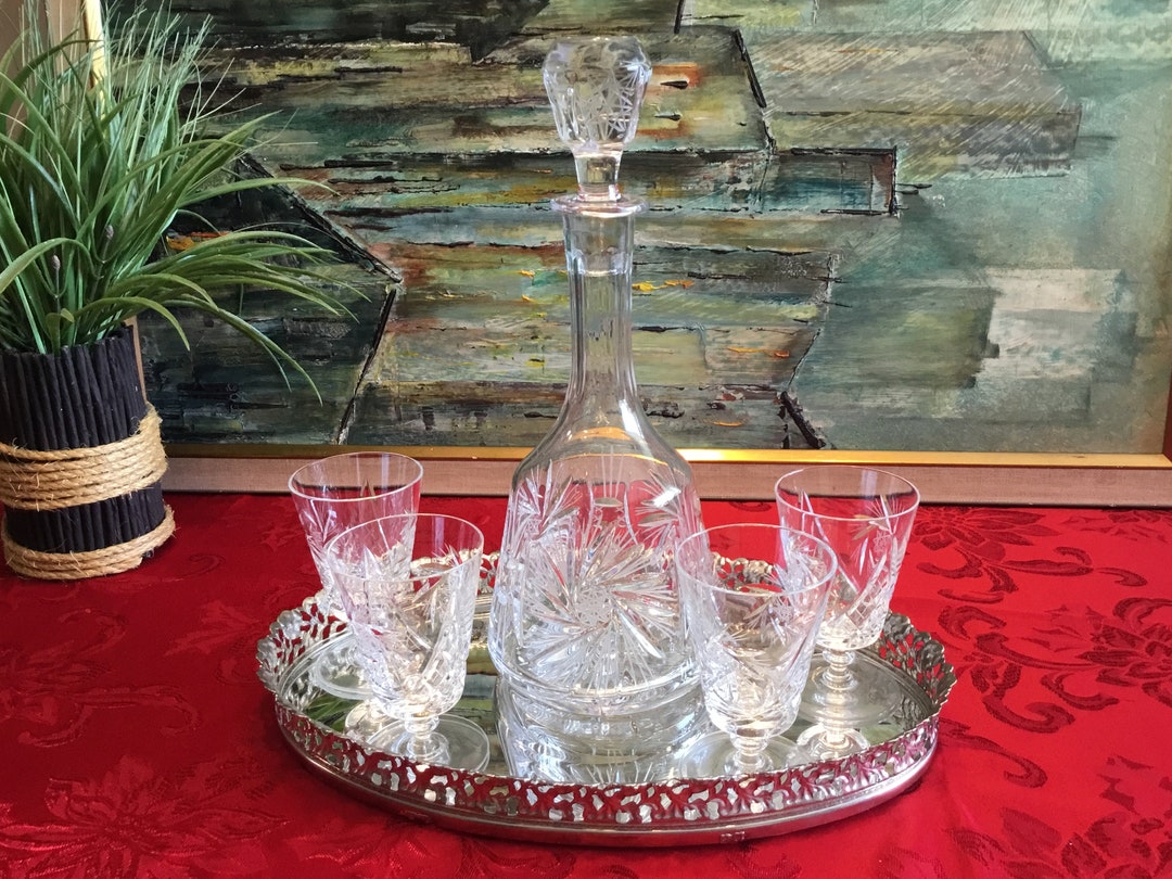 Pinwheel Crystal Decanter Set Including 4 Matching Footed Wine Glasses ...