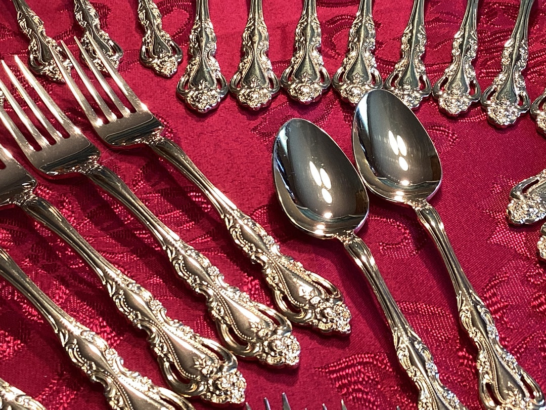 Classic Baroque Pattern Elegant Electroplated 24K Gold Imperial ...