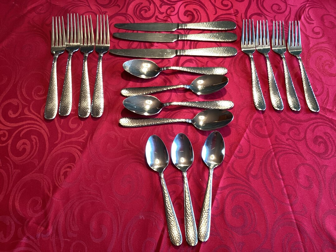 18 Pieces of Towle Stainless Steel Hammered Pattern 18 Replacement ...