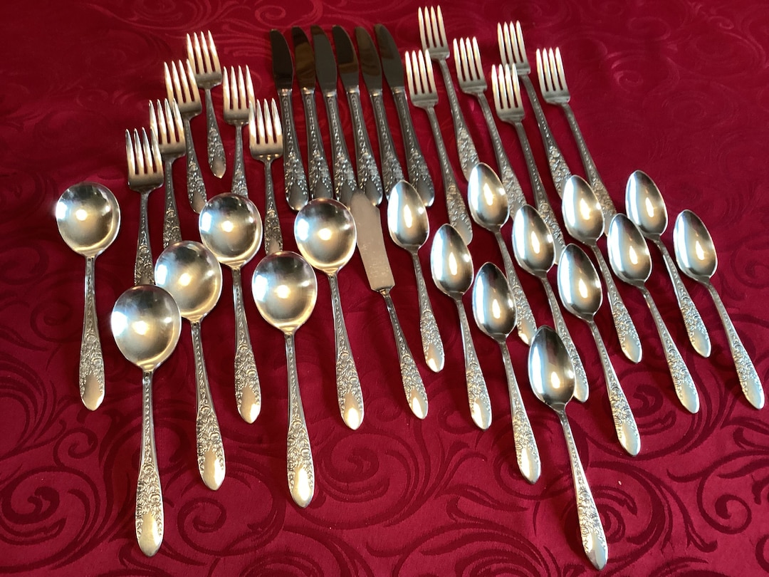 36 Pieces of National Silver Company A1 Silver Plated Rose and Leaf Pattern 6 Place Setting Plus ...