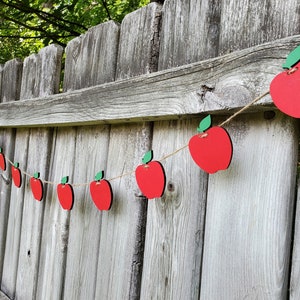 Apple Garland, Wood Apple Banner, Fall Decoration, Teacher Banner ...