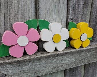 Mini Daisy Flower Decor, Wood Daisy, Wooden Flower With Leaves, Spring ...