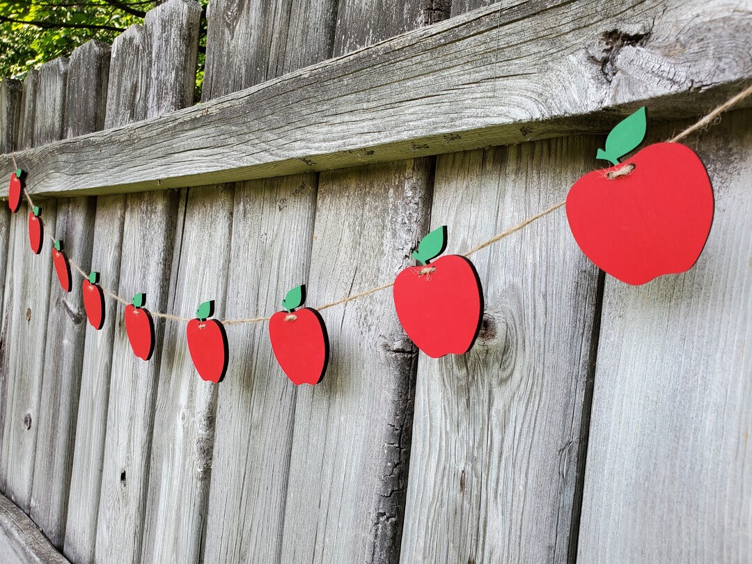 Apple Garland, Wood Apple Banner, Fall Decoration, Teacher Banner ...