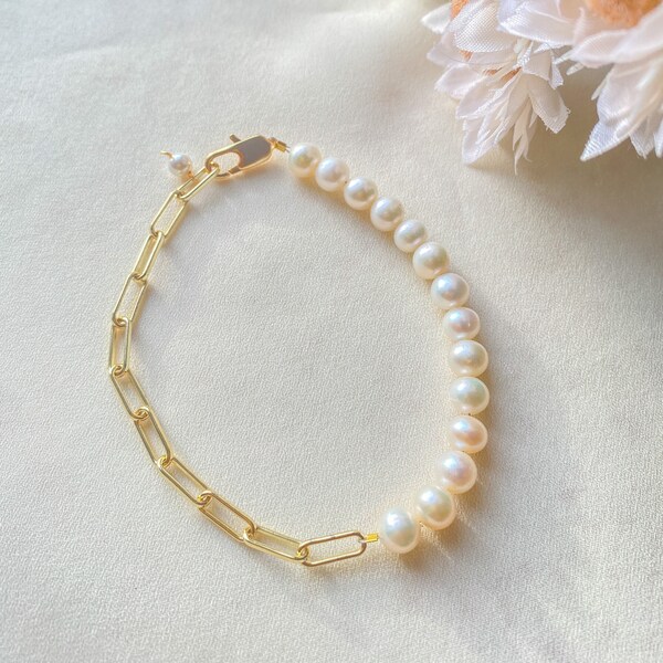 Pearl Chain Bracelet - Etsy