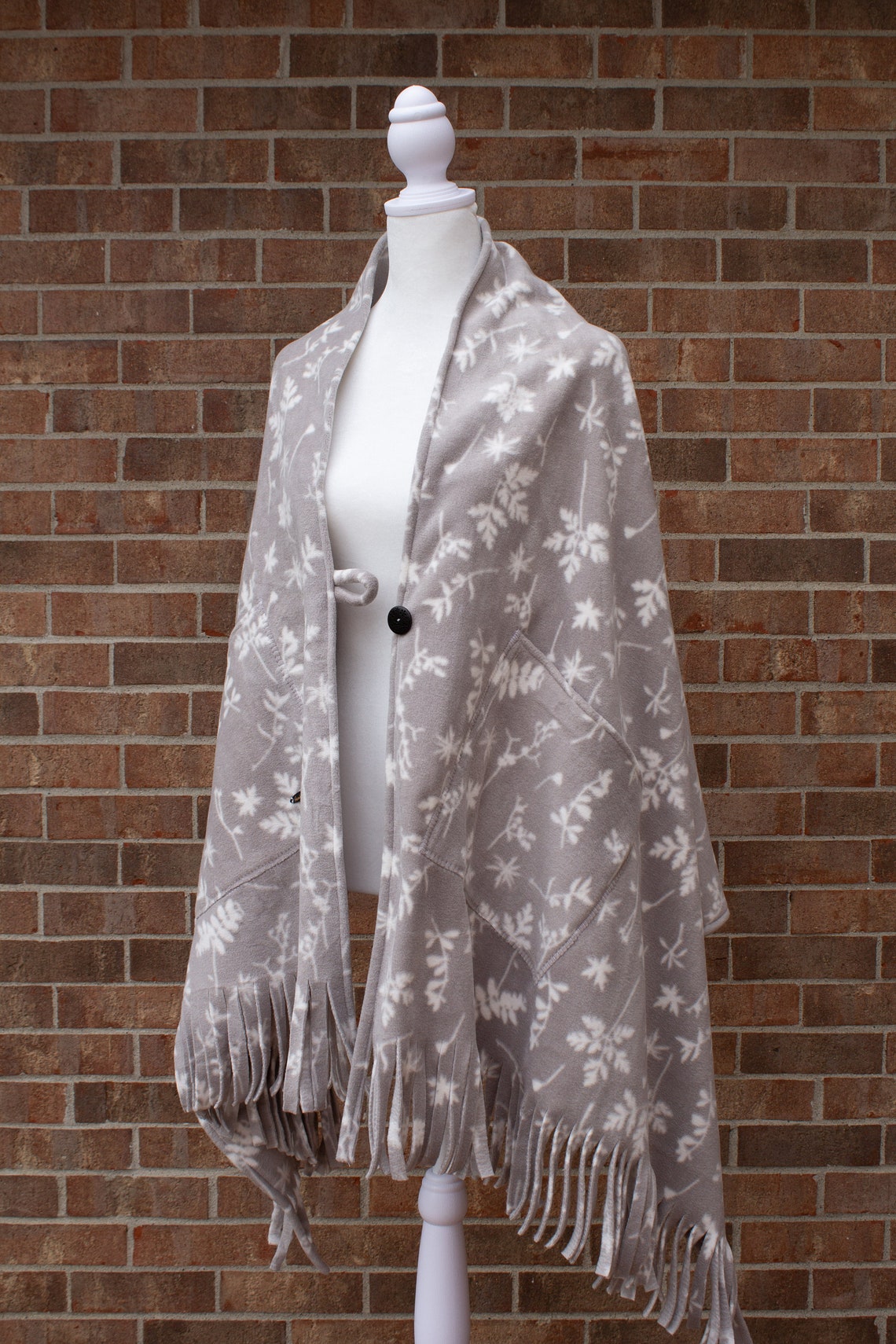 Gray With Snowy White Leaf Pattern Premium Luxe Fleece Pocket Wrap ...