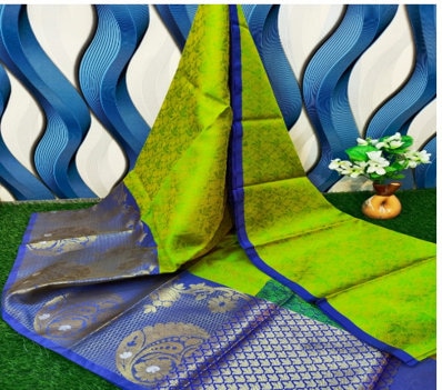 Women's Sarees: Beautiful Silk Weaving Saree With Unstitched Blouse for ...