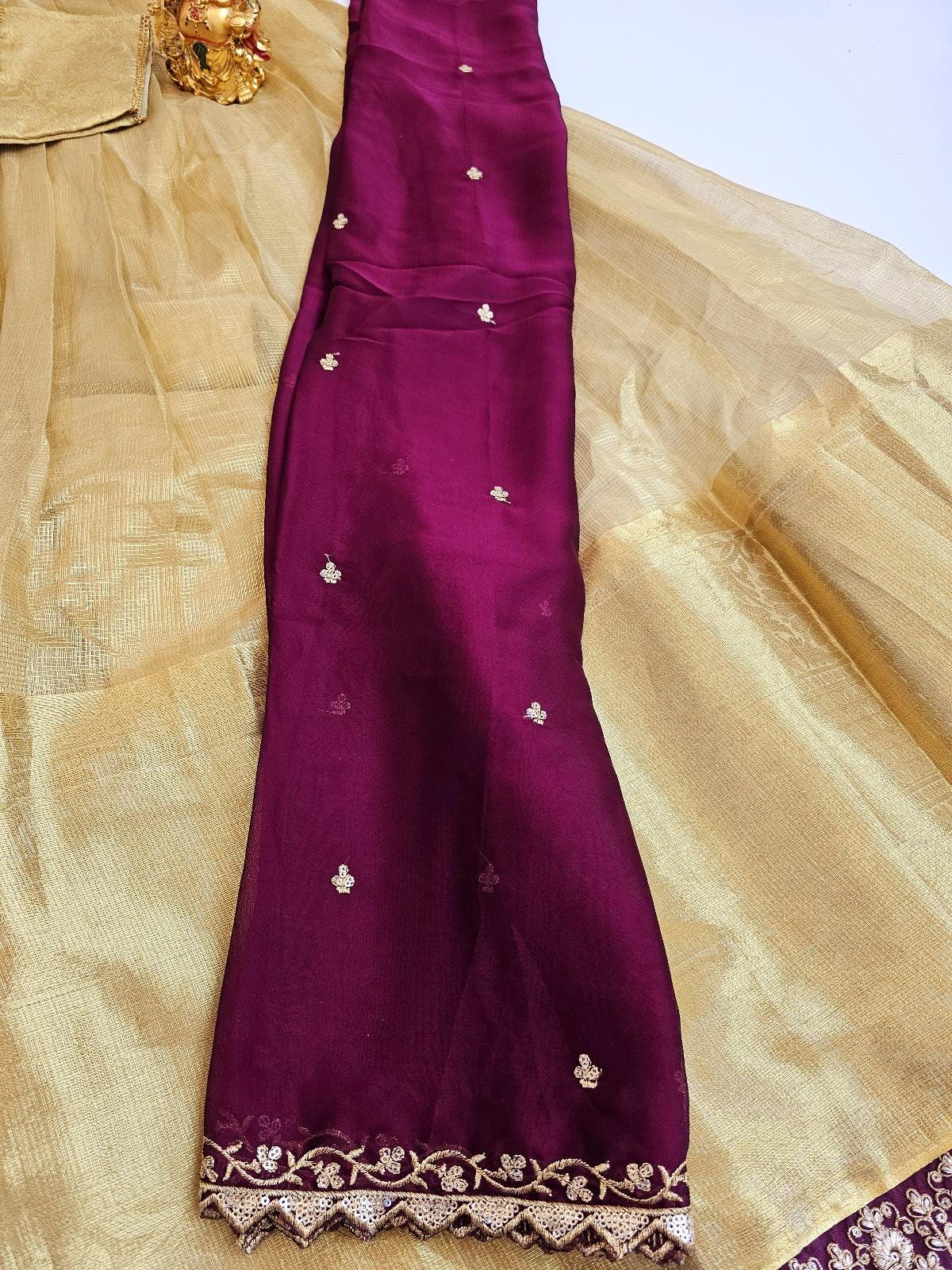 Women's Lehenga: Ready to Wear, Fully Stitched, Trendy Indian Festive ...