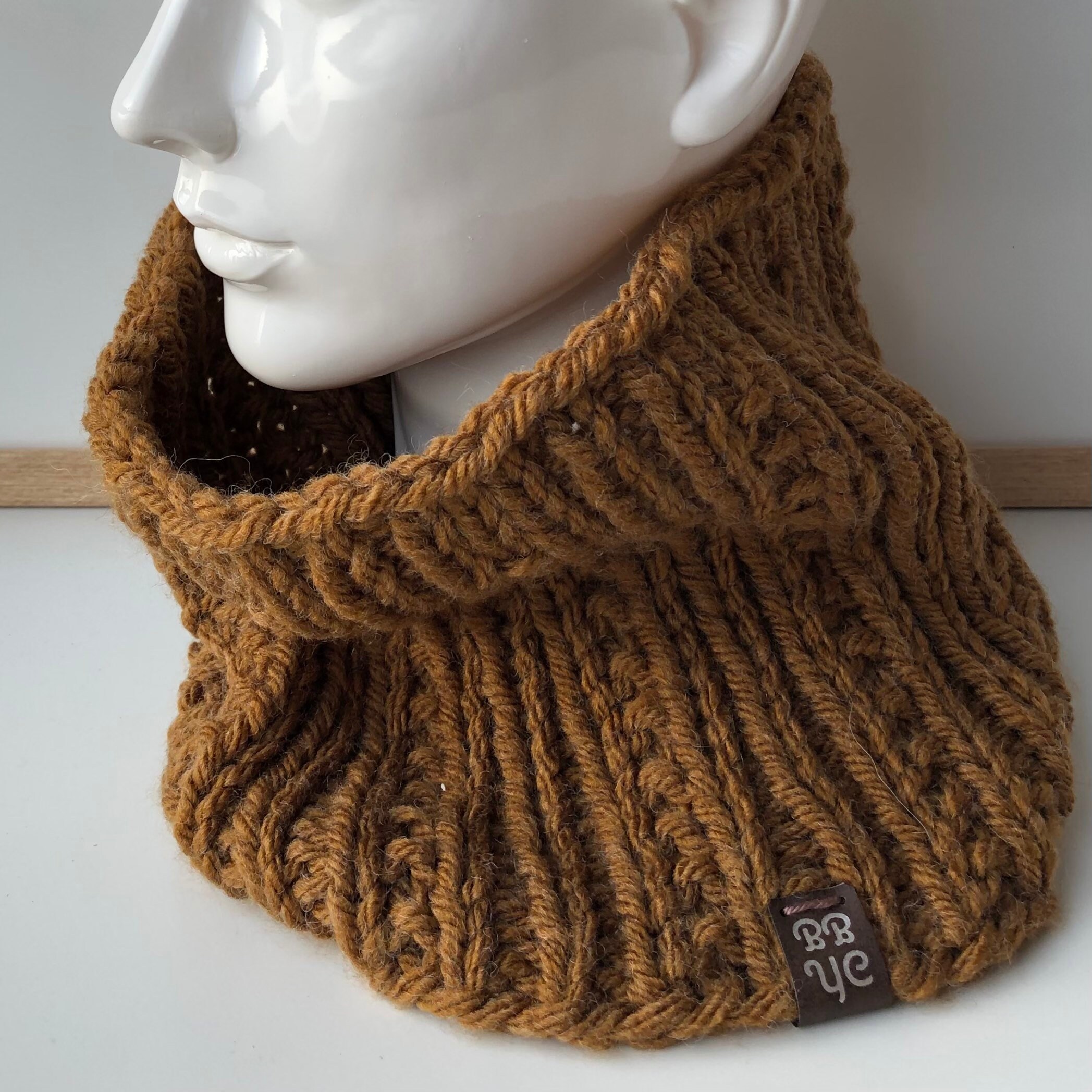 Attic Ladder Cowl KNITTING PATTERN - Etsy Canada