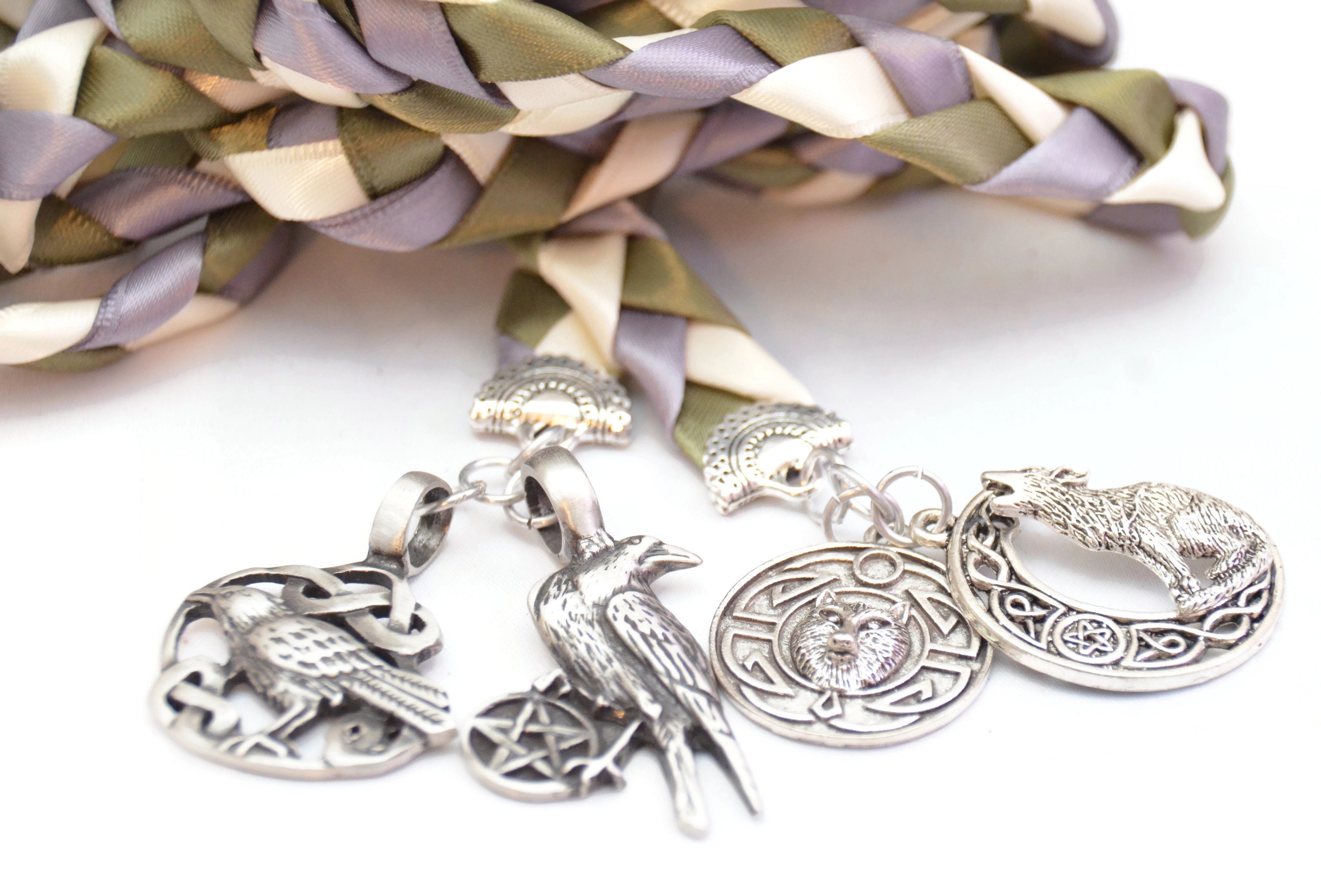 Divinity Braid Odins Wolves & Ravens Norse 4 Charm Wedding - Etsy.de