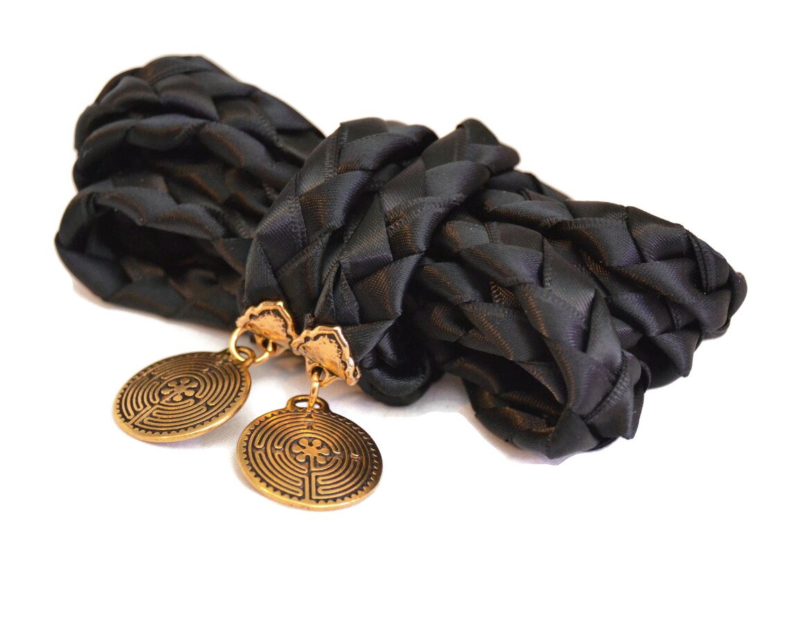Divinity Braid Limited Edition Black Gold Celtic Hecate Labyrinth ...