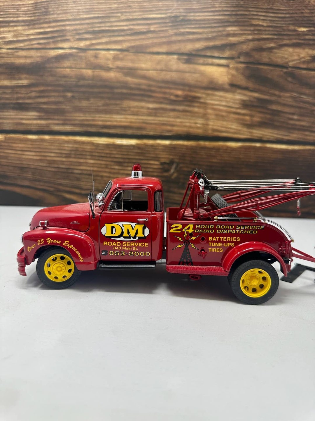 Danbury Mint Chevy Wrecker 1:24 DM-11 - Etsy