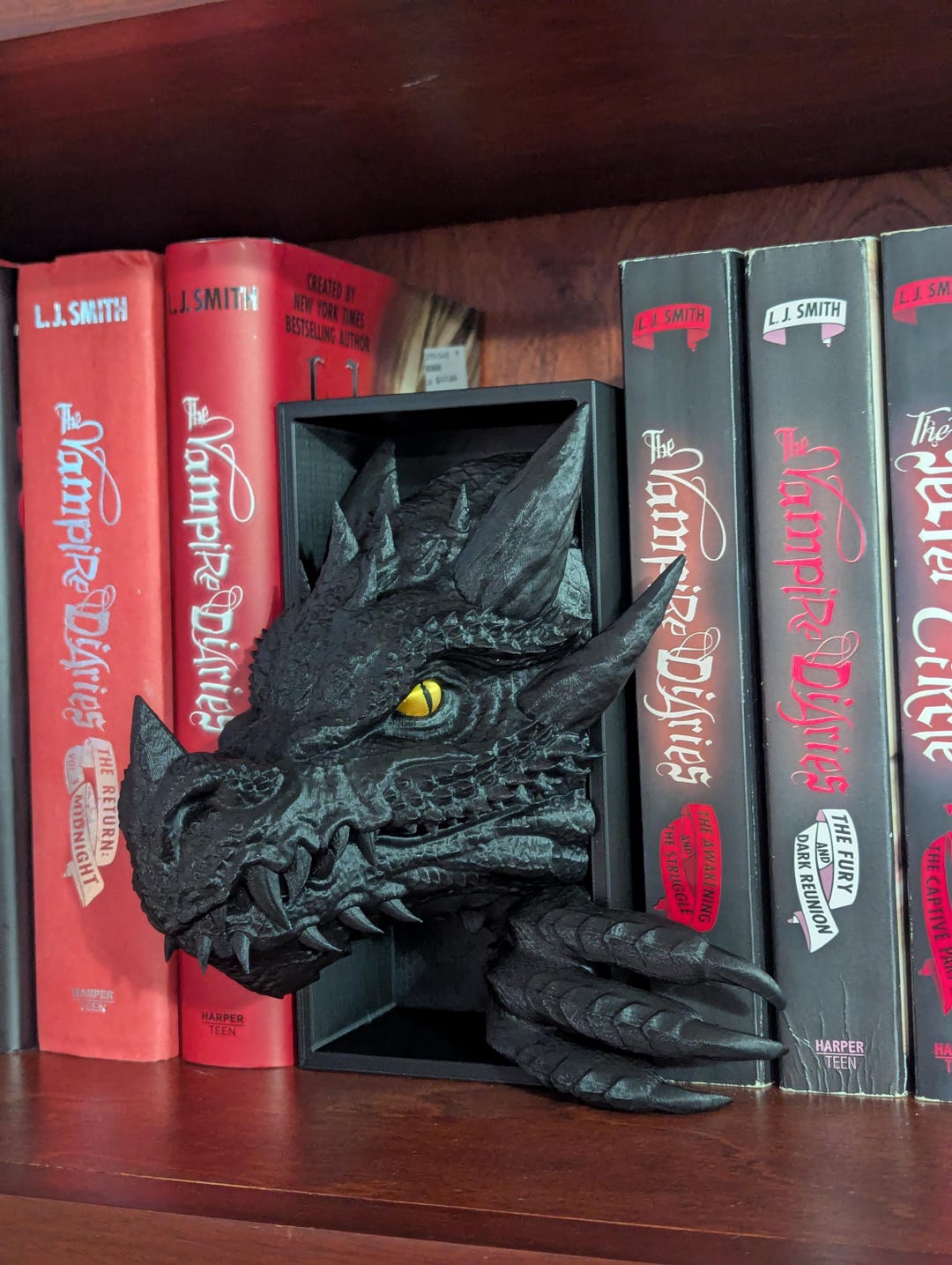 Dragon Book Nook – Fantasy Shelf Decor, Library Sculpture - Etsy