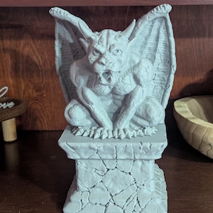 Gothic Gargoyle Statue – Detailed Library, Shelf, Bookcase, or Desk ...