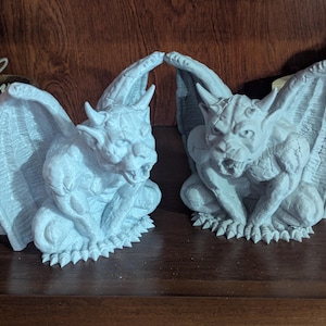 Gargoyle Statue - Gothic, Great Details, Light Weight - Shelf, Bookcase ...