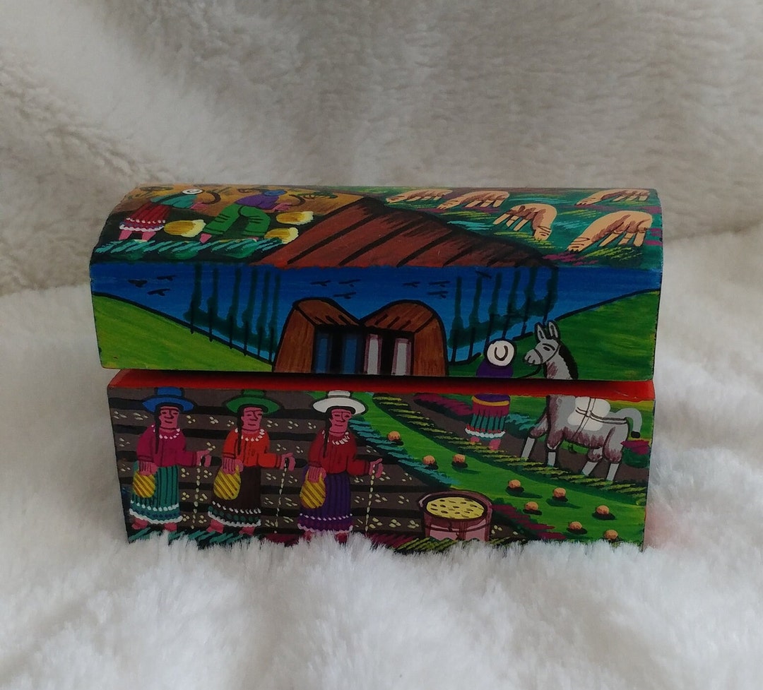 Vintage Peruvian Art 2" X 3.25" Hand Painted Brightly Colored Wooden ...