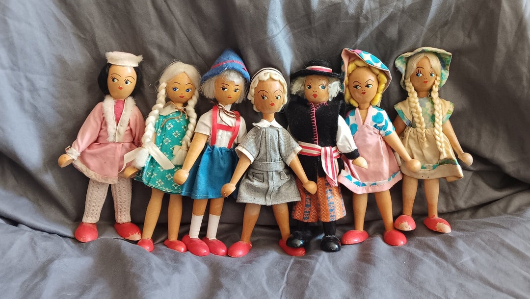 Choice of Vintage 7.5 Wooden Polish Folk Art Peg Doll With Hand Painted ...