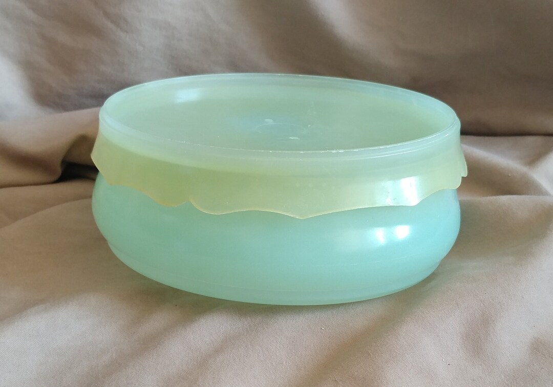 Vintage Avon Hard Plastic Empty Rapture Beauty Dust Powder Container ...