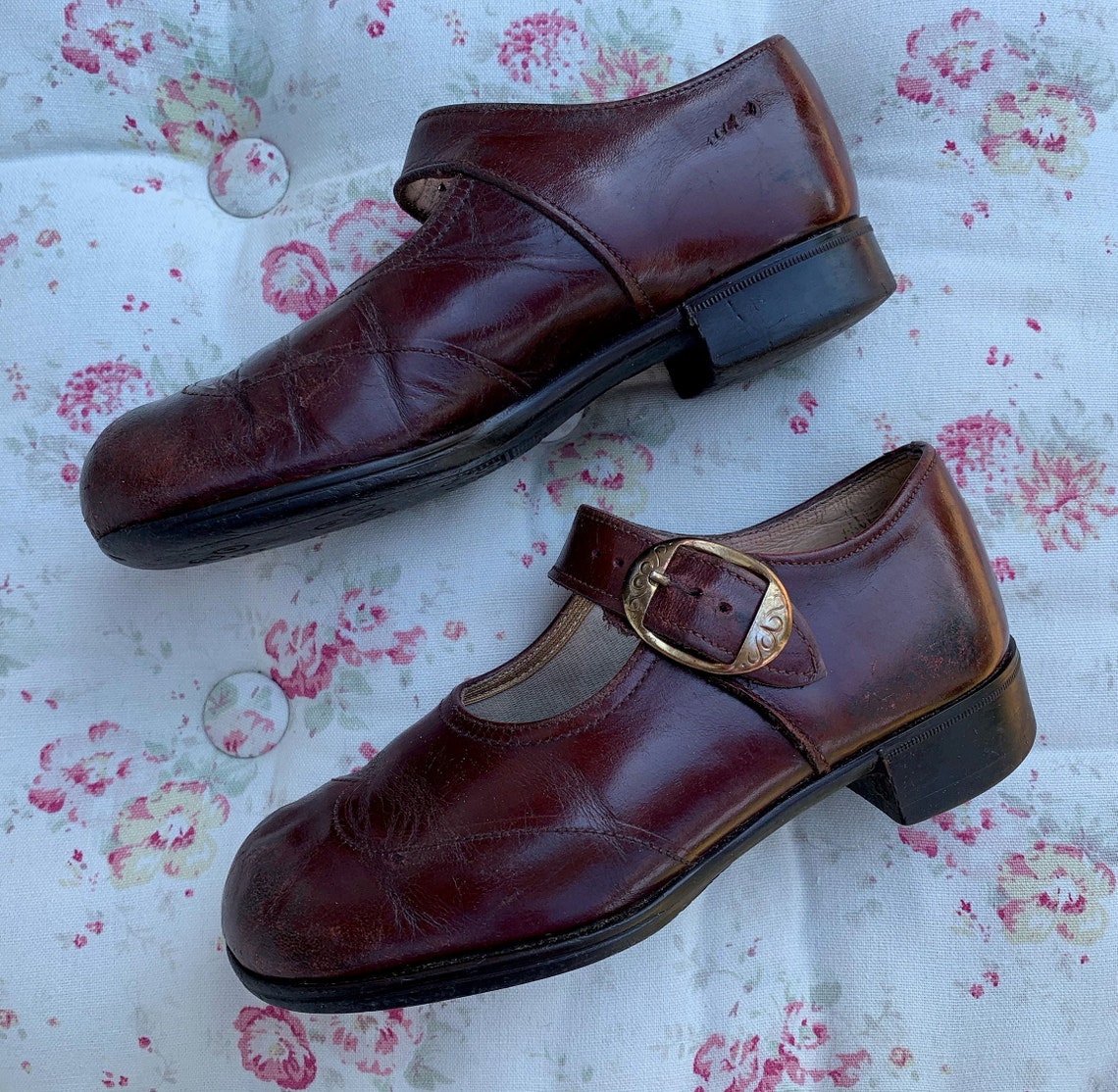 Vintage 1970s Girls Brown Leather Shoes by Clarks Classic | Etsy