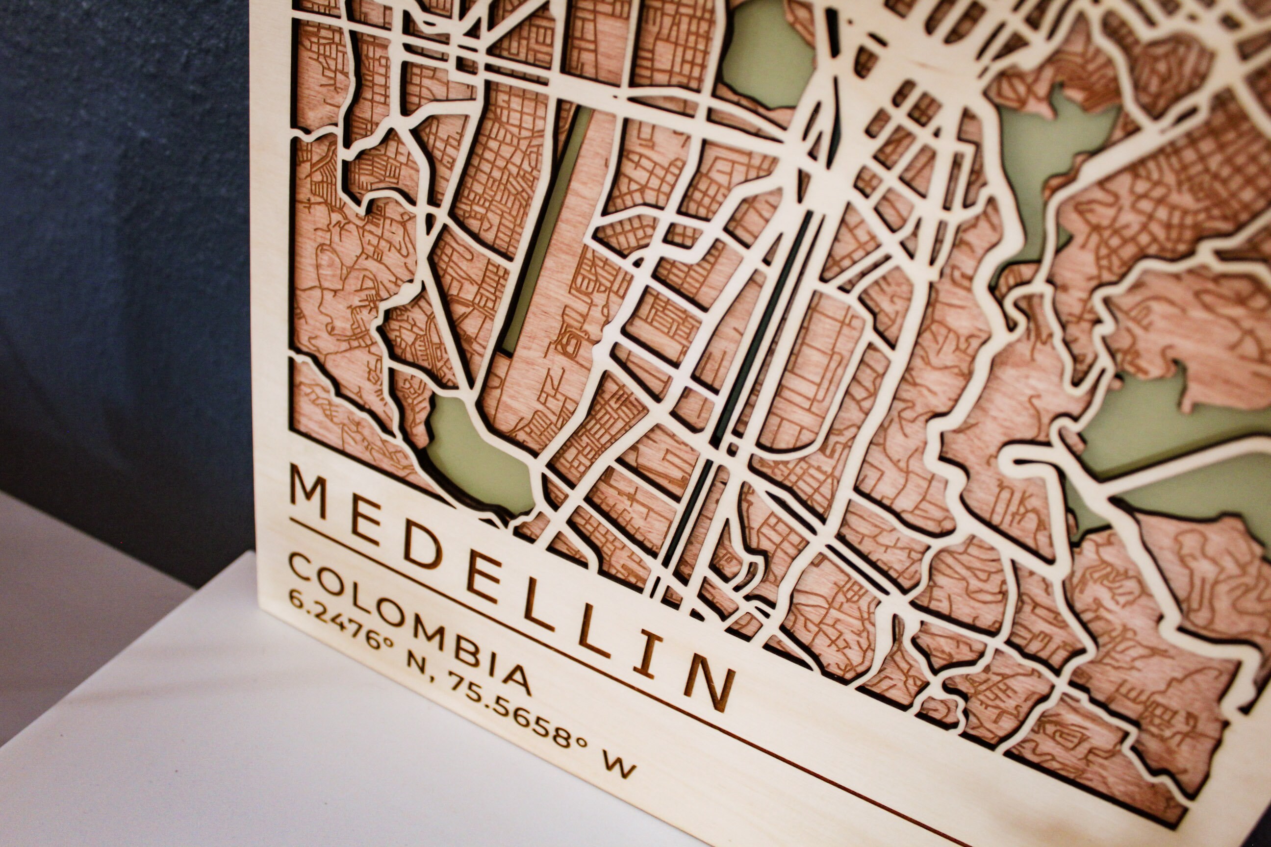 Mapa de Medellín mapa de Colombia mapa de madera mapa de la | Etsy