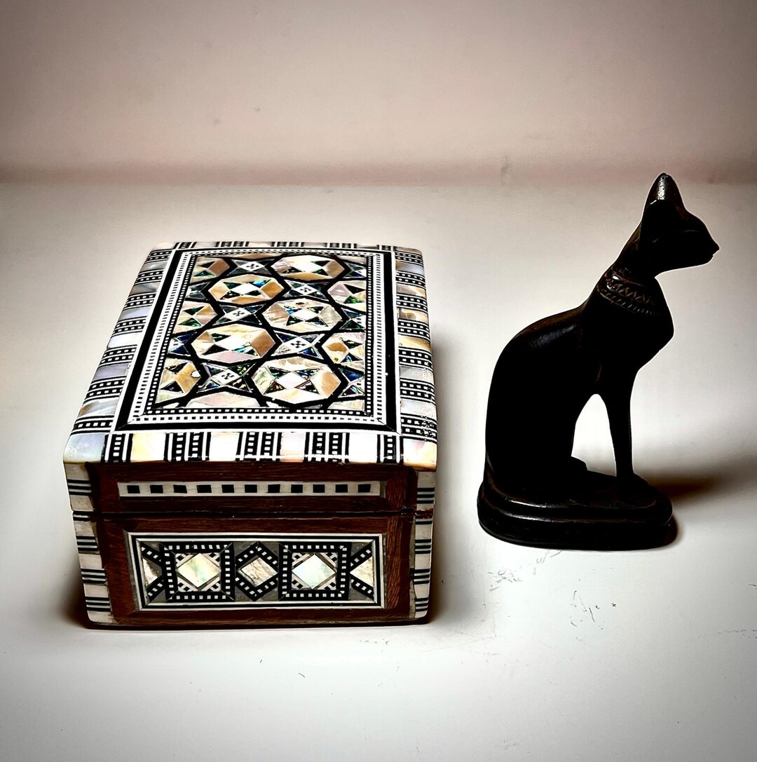 Basalt Bastet Cat Statue With Mother of Pearl Box: Egyptian Goddess ...