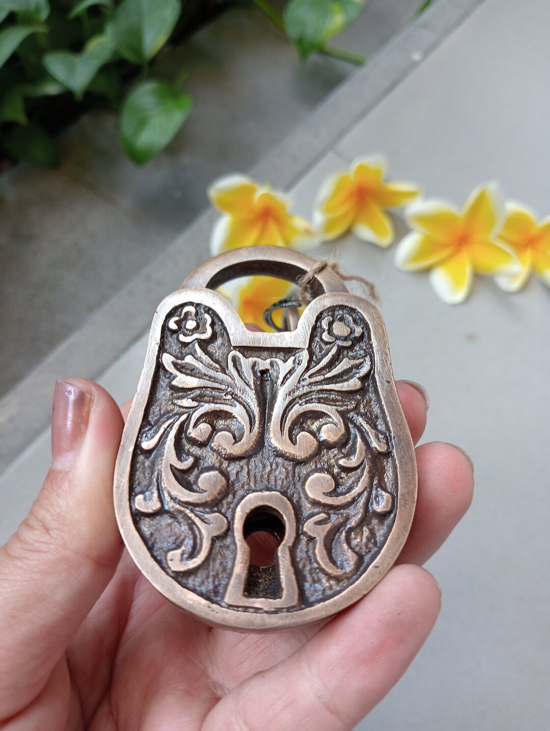 Vintage Ornate Flower Old PADLOCK Solid Brass Antique Key Working Lock ...