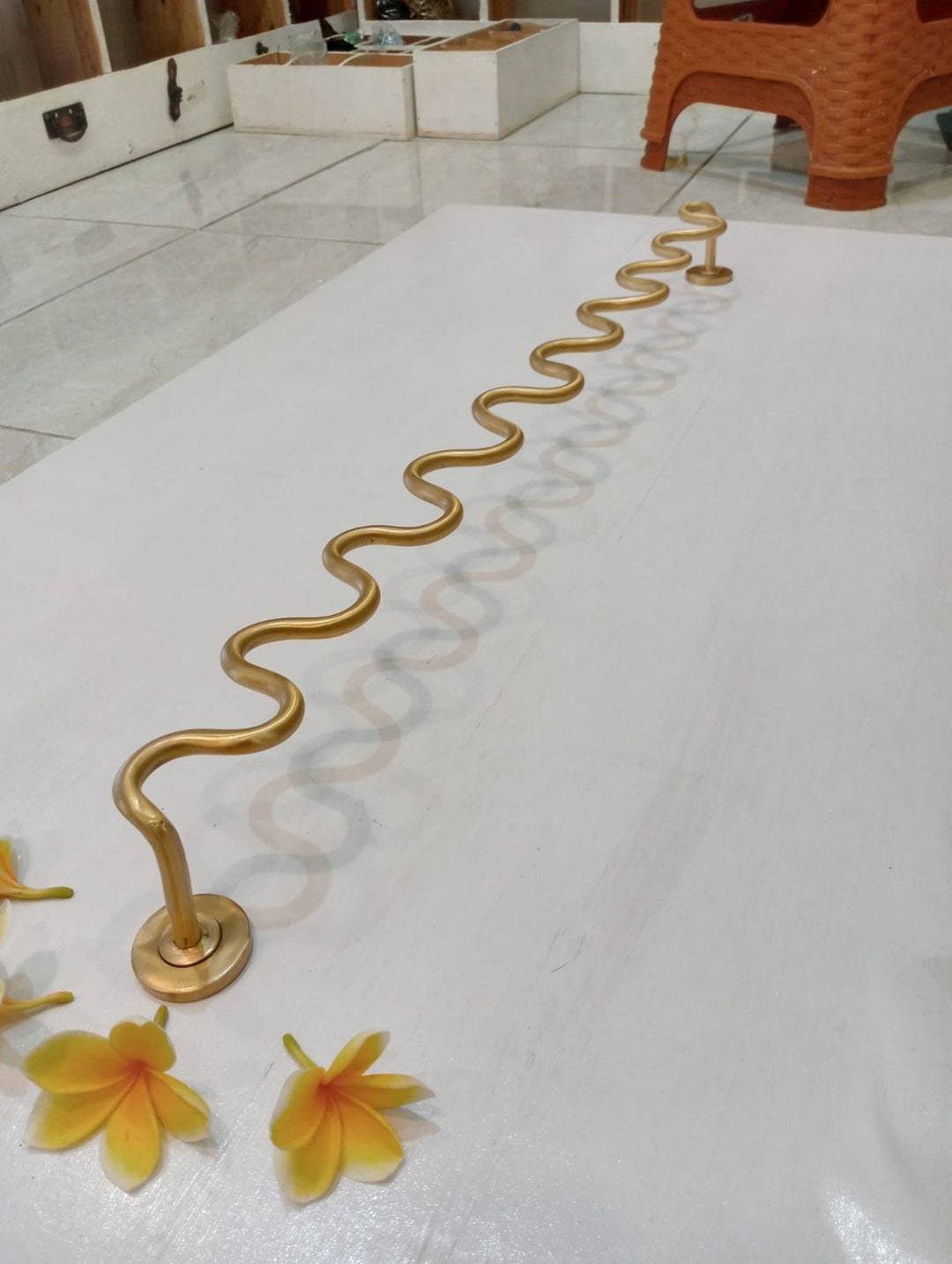80 Cm 1x Wiggly TOWEL HOLDER Solid Brass, Loo Roll Holder, Wiggle Brass ...