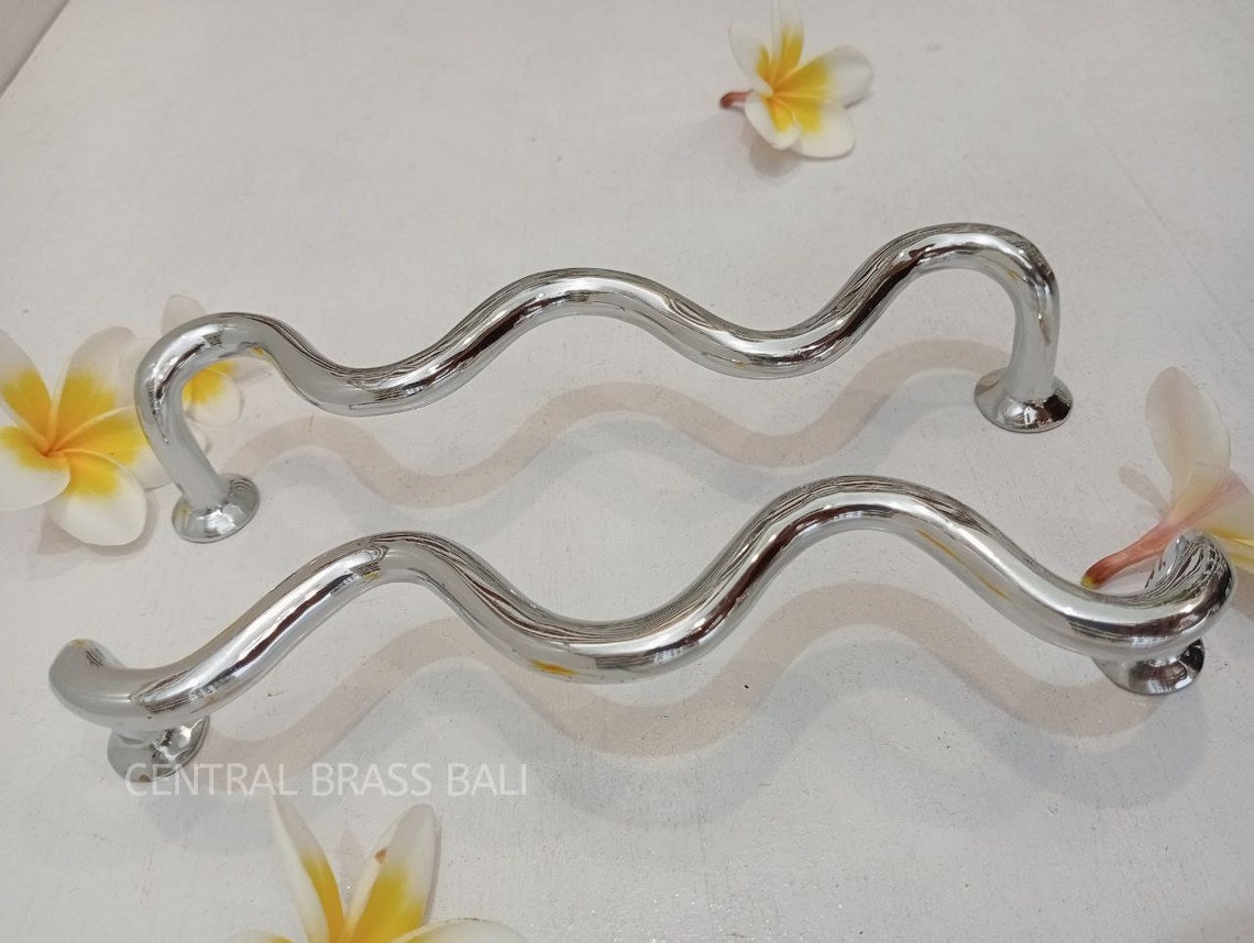 Wiggle Brass Cabinet Handle, Silver Chrome, Wavy Drawer Pull (4pcs ...