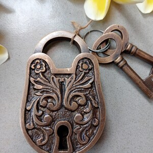 Ornate Flower Brass Padlock Set, Antique Style Working Locks - Etsy