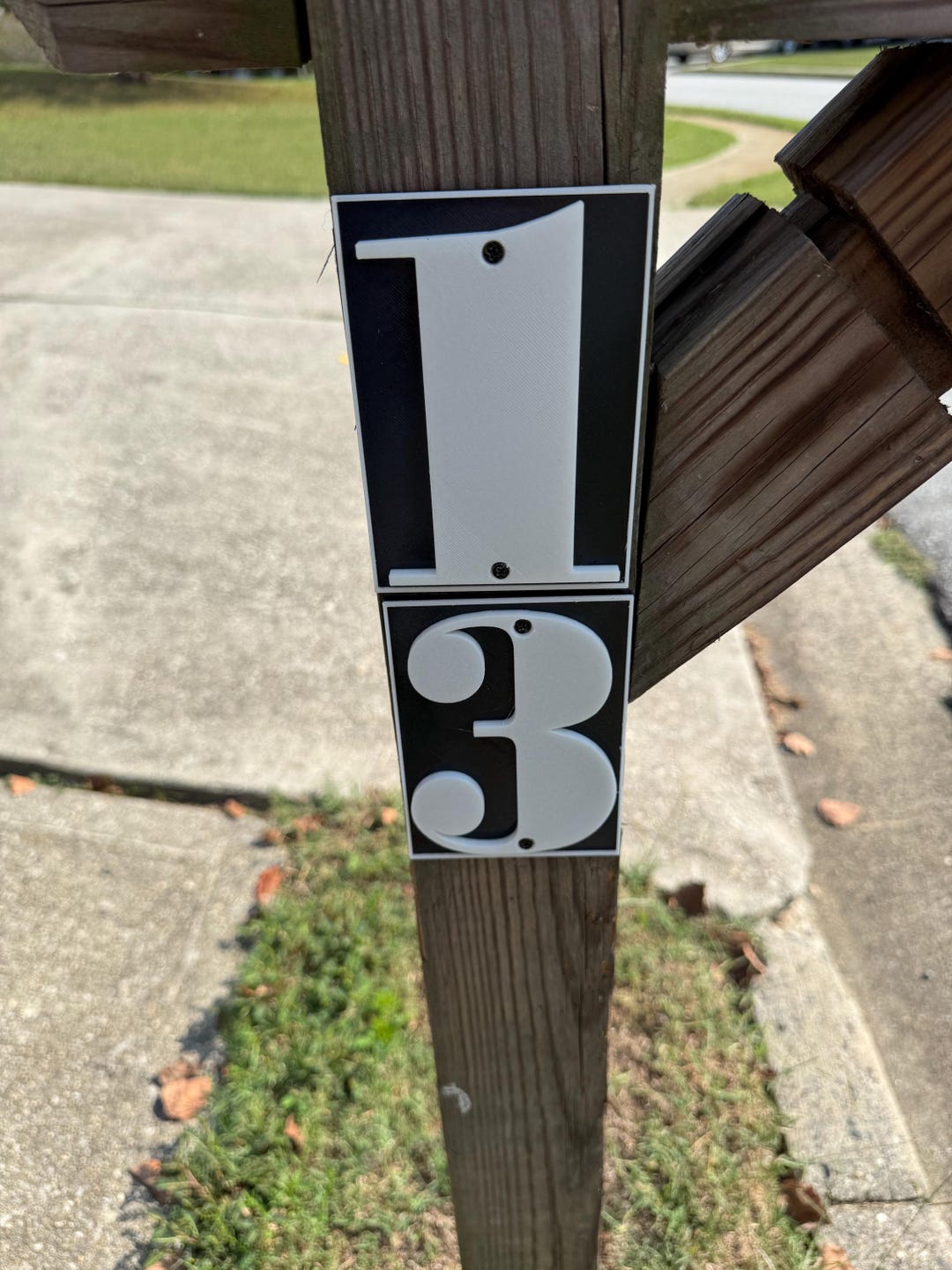 3D Printed Modern Mailbox Numbers White (glows in the Dark Slightly ...