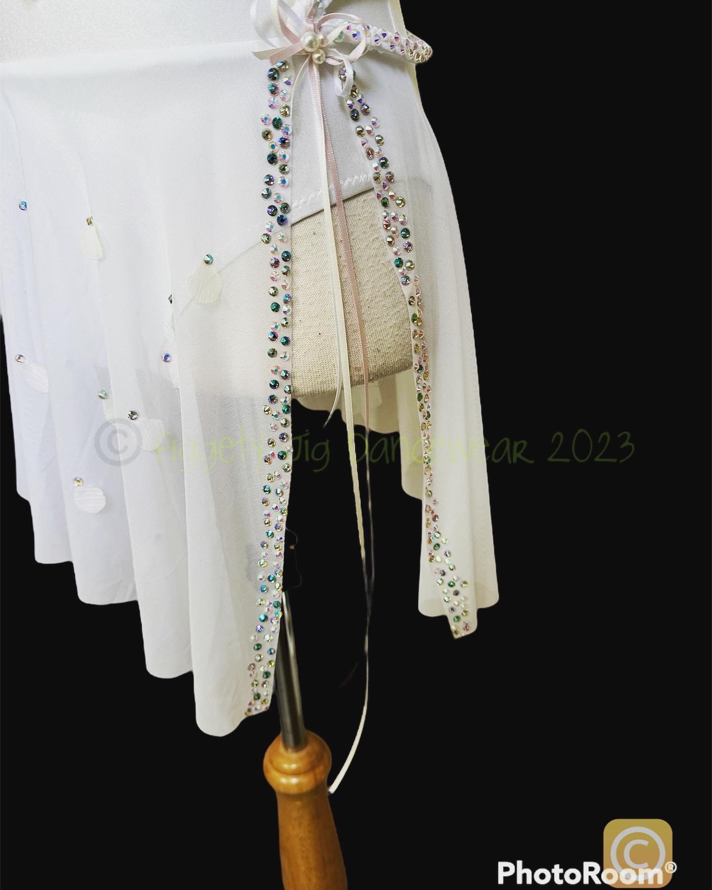 White Lyrical Dance Costume “colours of the Wind” Age 9y - Etsy