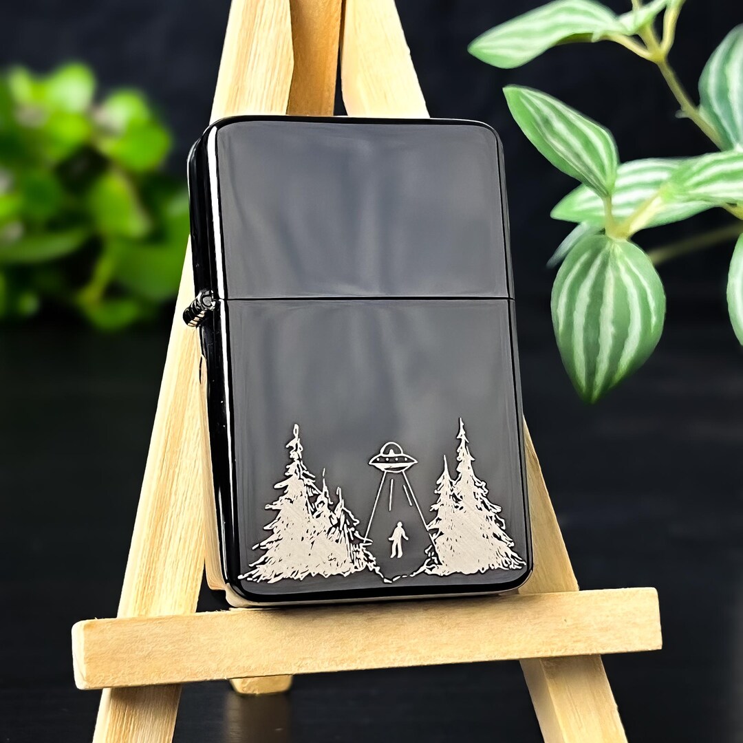 UFO Beaming up Man Custom Engraved Lighter || Personalised Lighter Gift ...