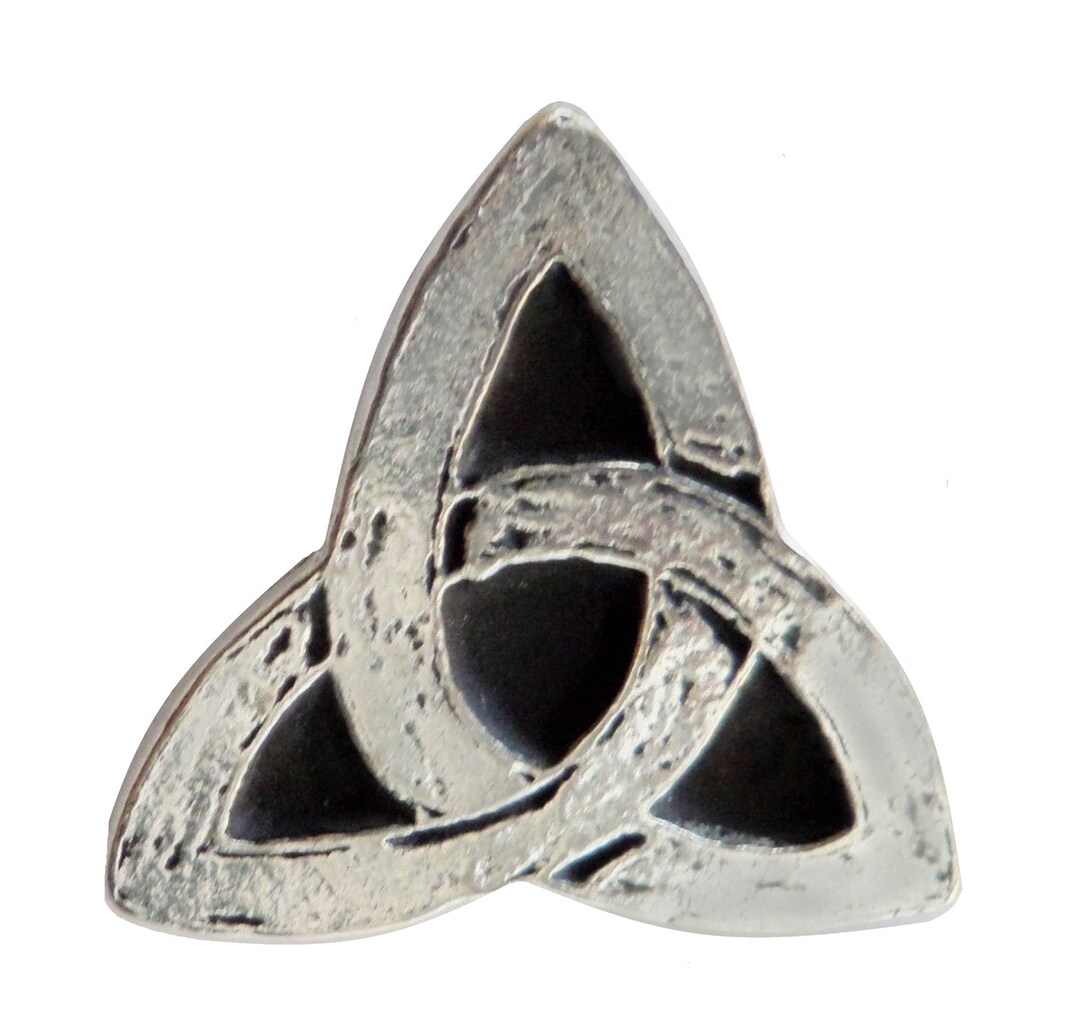 Celtic Trefoil Triquetra Pewter Pin Badge - Hand Made in Cornwall - Etsy