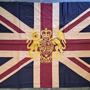 United Kingdom UK Union Jack Royal Crest Fully Sewn Vintage Style Flag ...