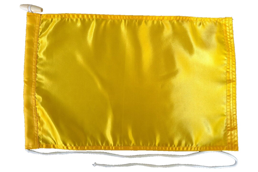 Yellow Quarantine Q Boat Flag With Rope and Toggle - Exclusive to ...