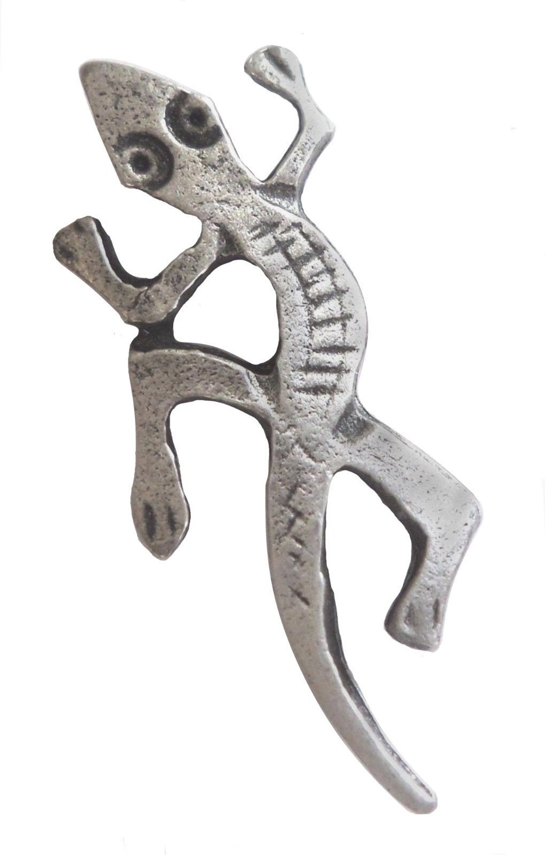Gecko Stylised Lizard Pewter Pin Badge - Hand Made in the United ...