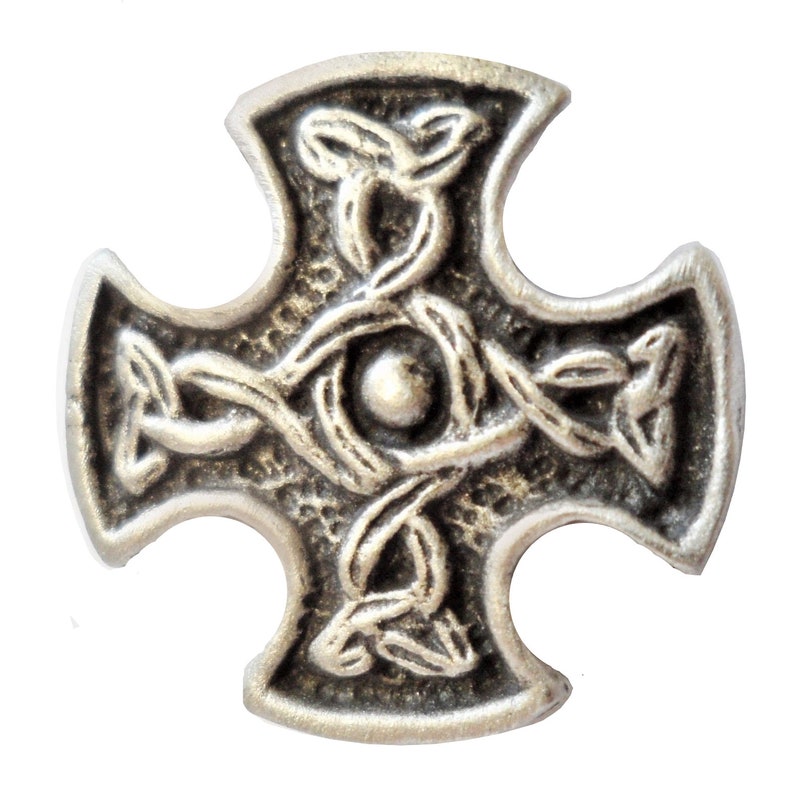 Celtic Pin - Etsy