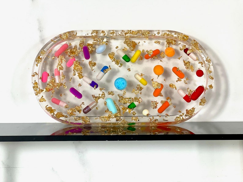 Resin Pill Tray With Rainbow Pills Oval Resin Rolling Tray - Etsy