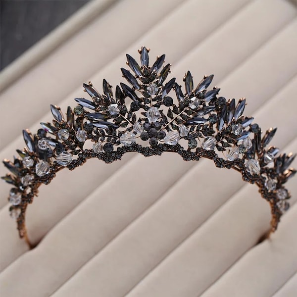 Black Crown - Etsy