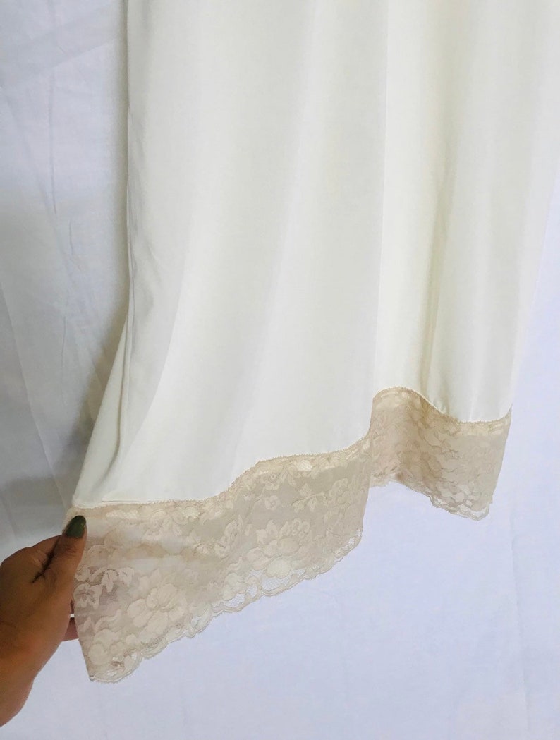 Vintage 1970s Ivory Color Lace Midi Slip M / L - Etsy