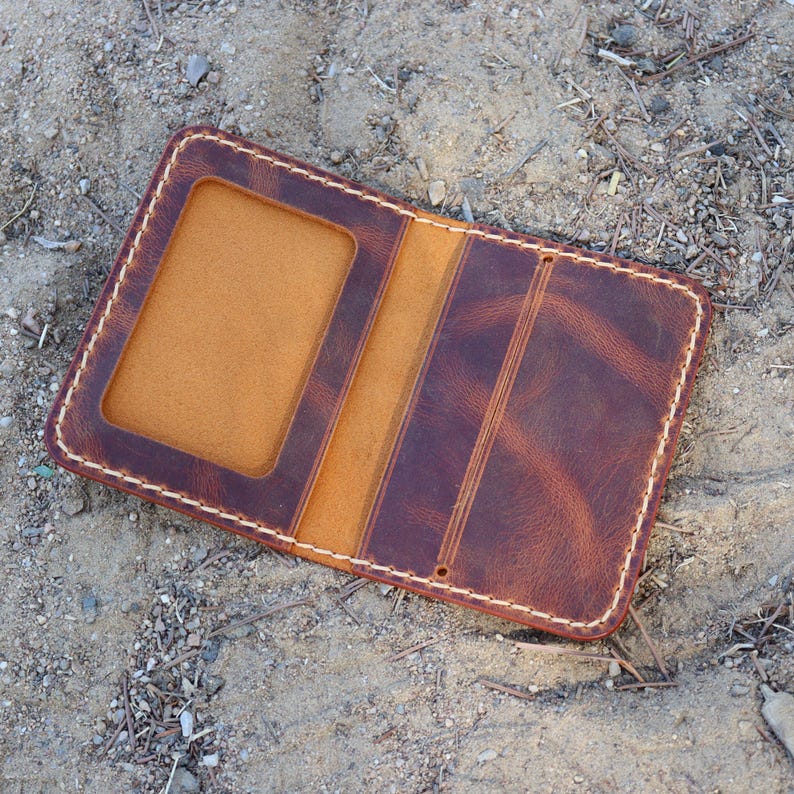 Tarjetero de piel de Caballo Loco hecho a mano: Cartera minimalista de ...