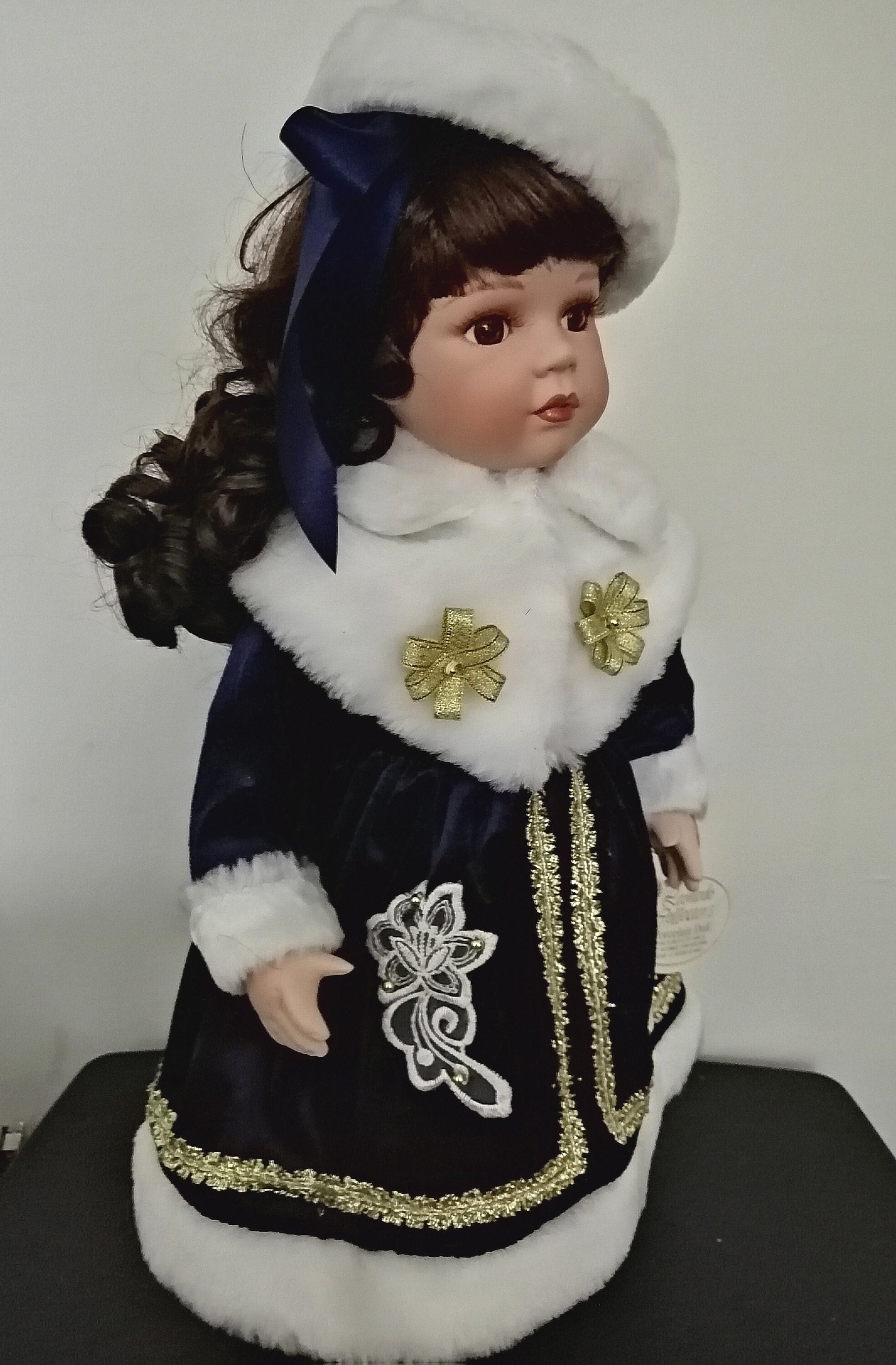 Beautiful Bethany by Leonardo a Pristine Porceline Doll - Etsy