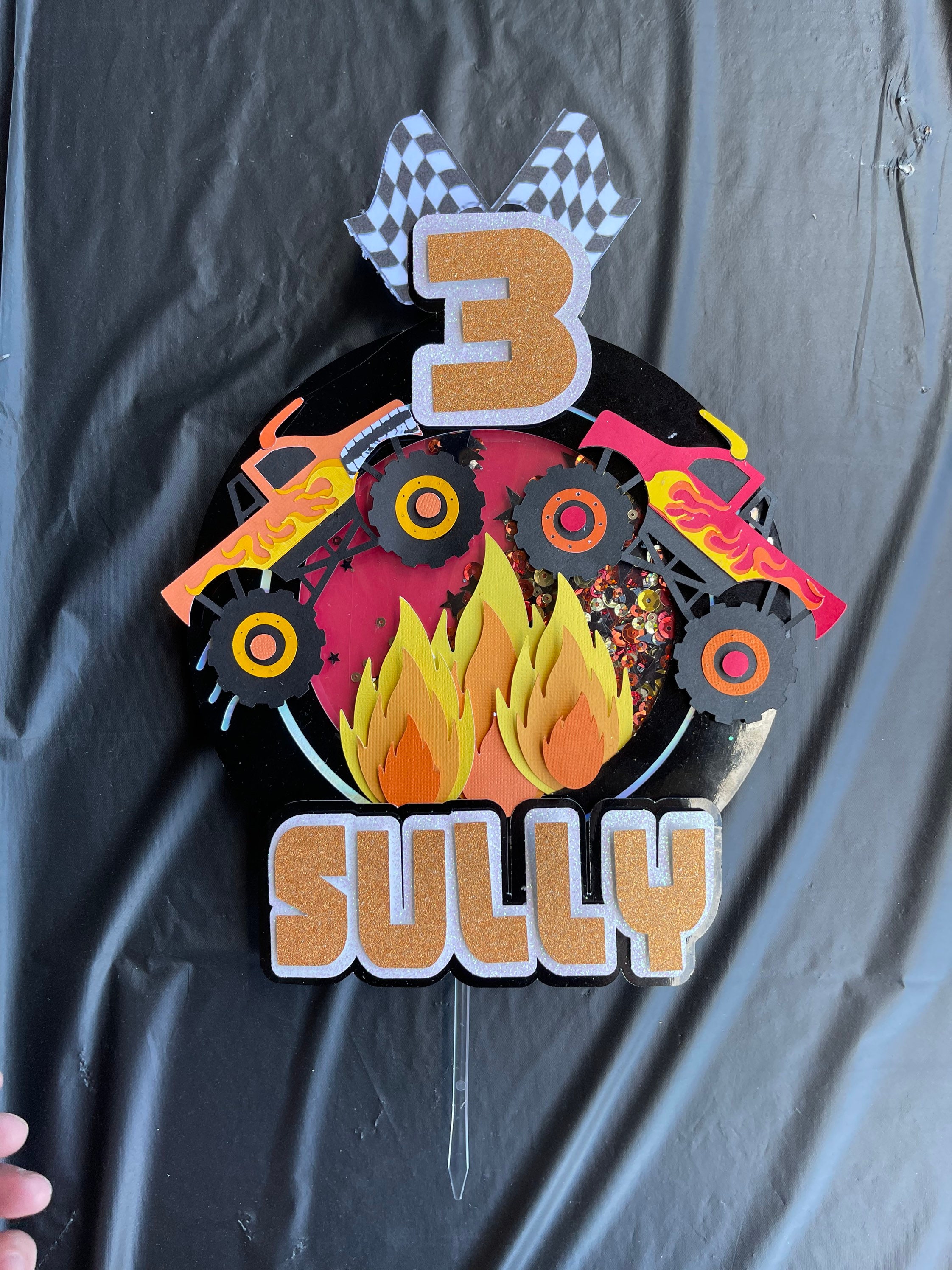 Monster Jam tema pastel topper toro loco sepulturero - Etsy México